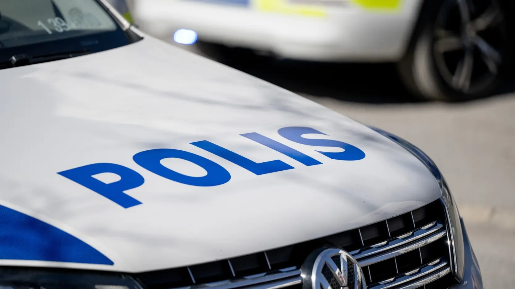 Polisen utreder flera misstänkta brott i Stureby | Sveriges Radio