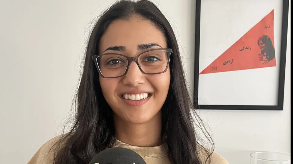 Negar Eshaghi kan bli Lyssnarnas Sommarvärd 2026 | Sveriges Radio