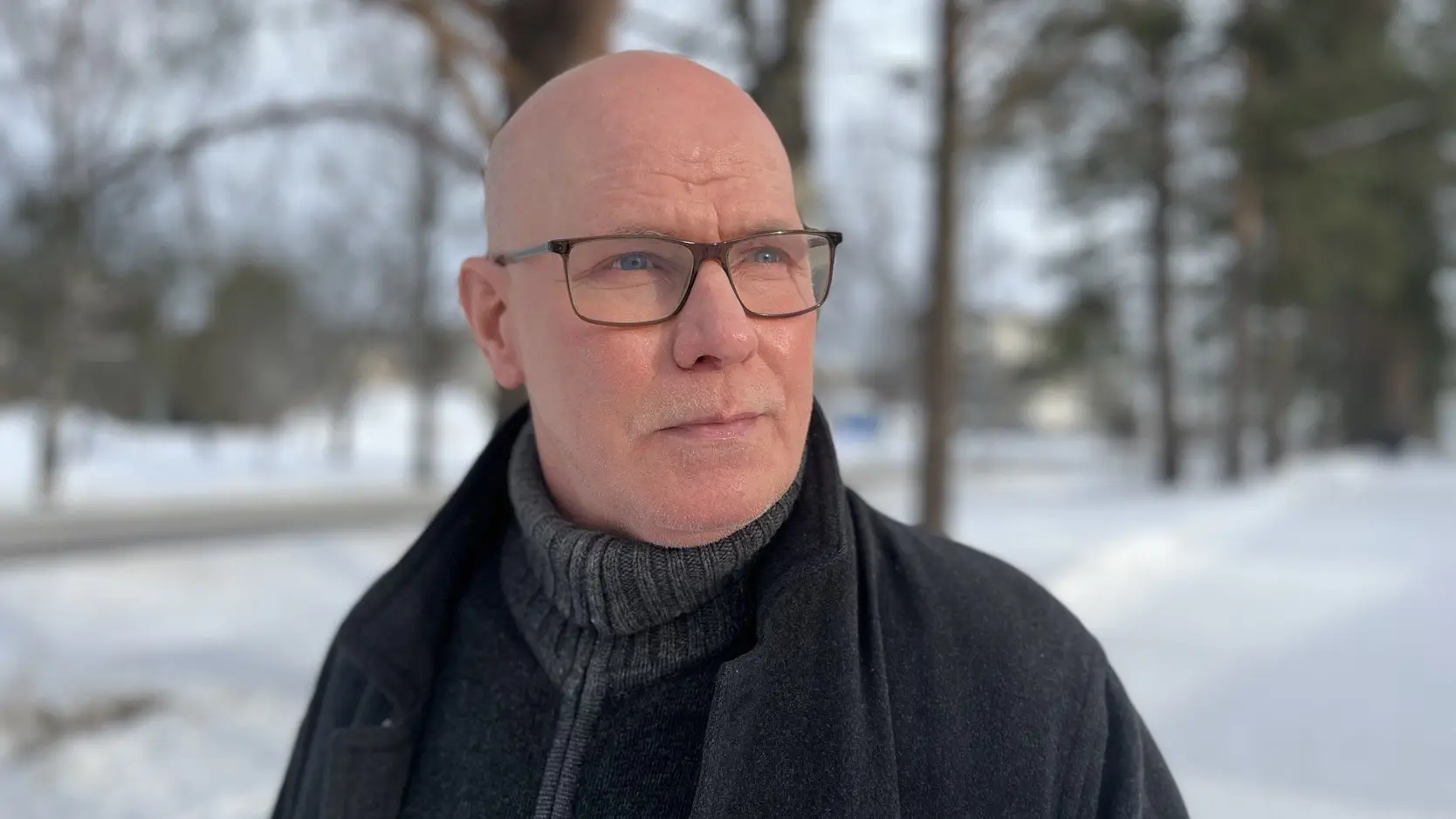 Roger vill stoppa näthat – stängdes av från Facebook | Sveriges Radio