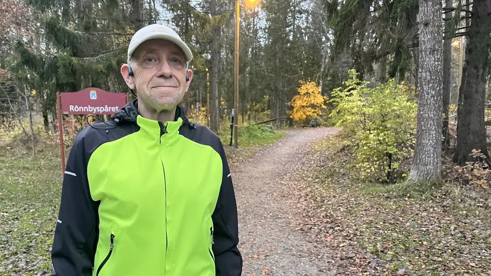 Ronny springer 20 mil i veckan | Sveriges Radio