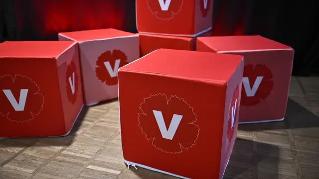 Två vänsterpartister stryks från vallistan – efter inlägg | Sveriges Radio
