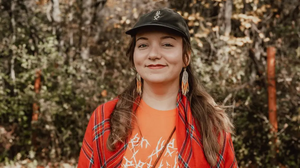 Queer glow up lea leamašan dálkkas sutnje | Sveriges Radio