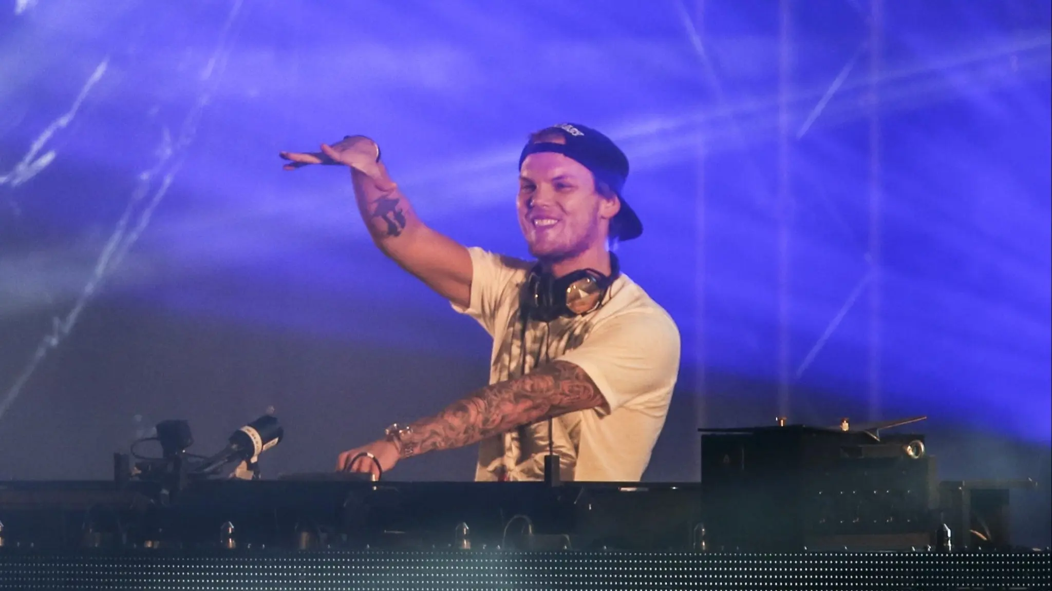 P3 Klubbmixhits: Avicii tribute med Hogland | P3 Mix | Sveriges Radio