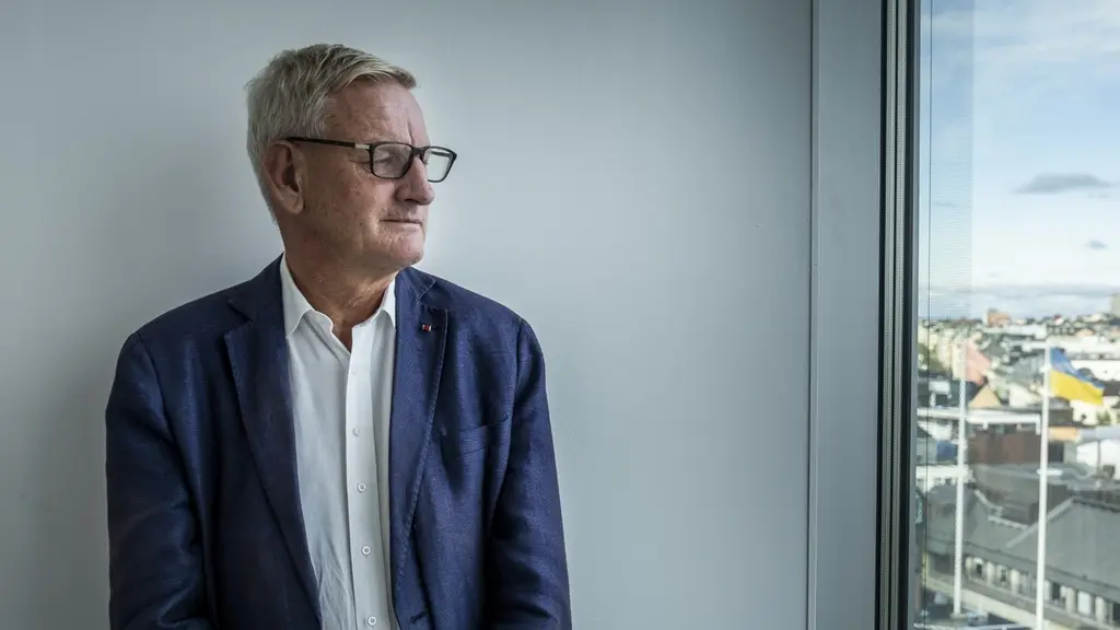 Carl Bildt och Ann Linde om vapenvilan mellan USA och Iran | Sveriges Radio