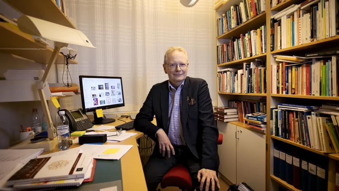 Pung-inlägg chockar inte professorn – tycker inte politikern bör avgå ...
